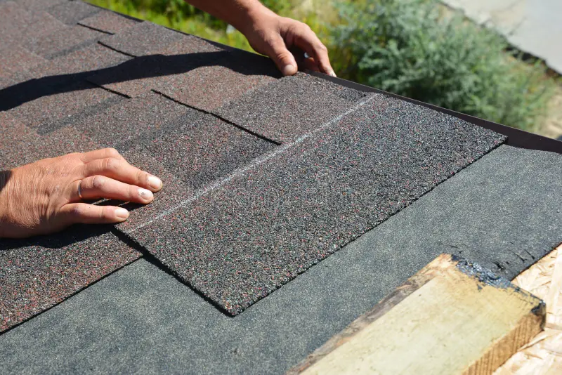 What to Apply on the Roof to Temporarily Waterproof Shingles